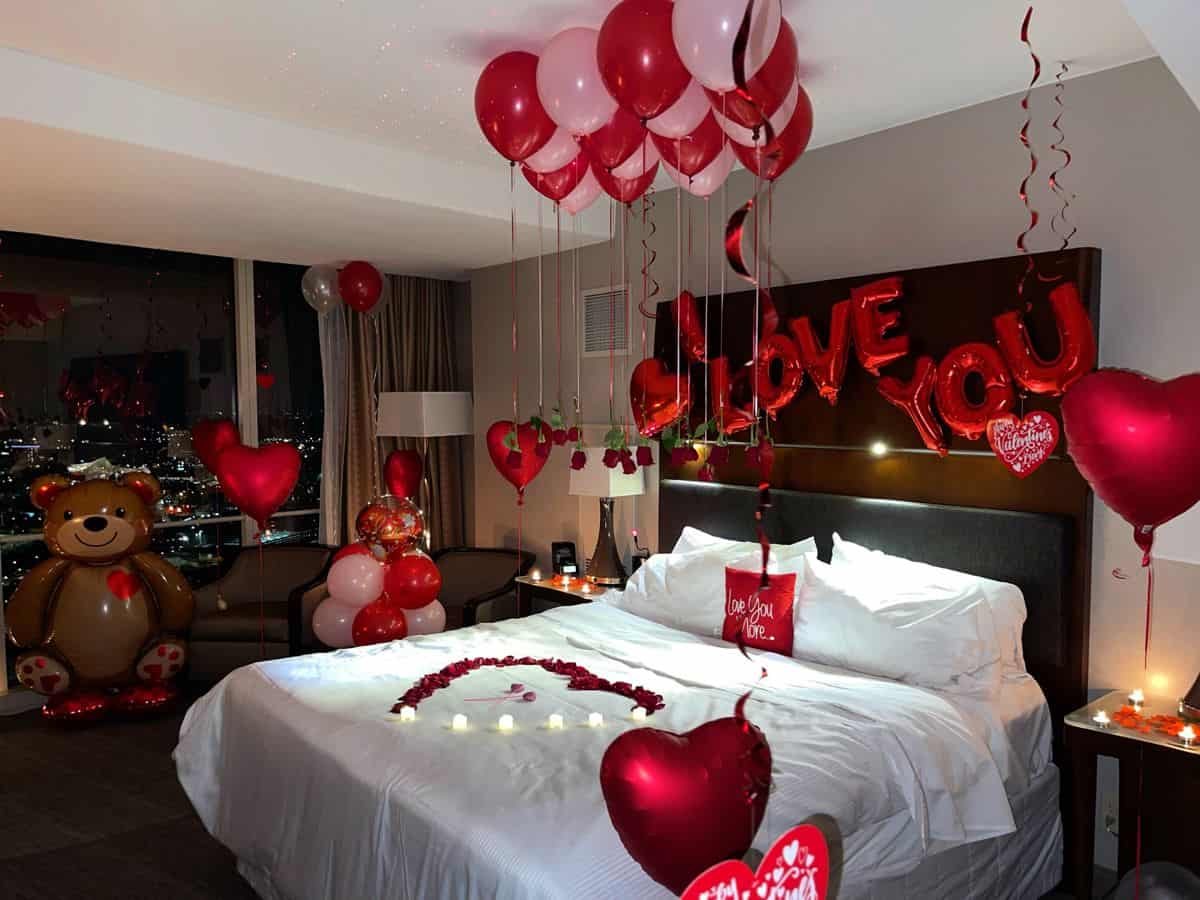 Valentine’s Day Hotel Gatlinburg | Stay at Black Bear Inn & Suites